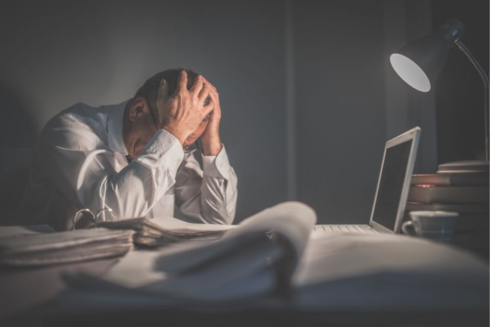 ¿Cómo lidiar con las debilidades de una persona en tu equipo de trabajo?